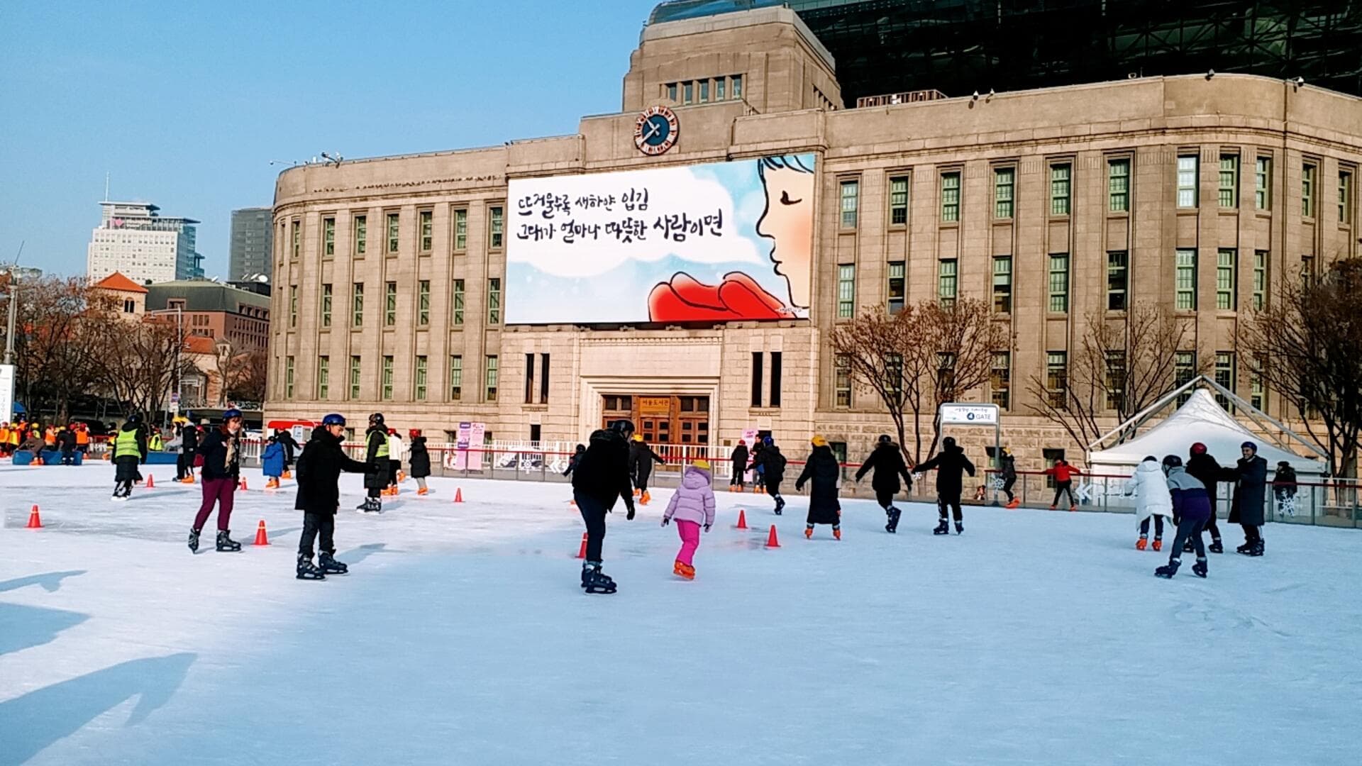 Seoul Luggage Storage Guide: Lockers, Apps & Airport Delivery